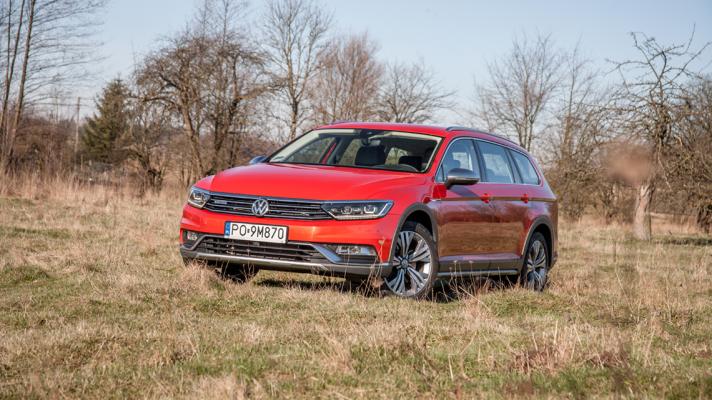 Volkswagen Passat Alltrack 2.0 TDI 4Motion | autoGALERIA