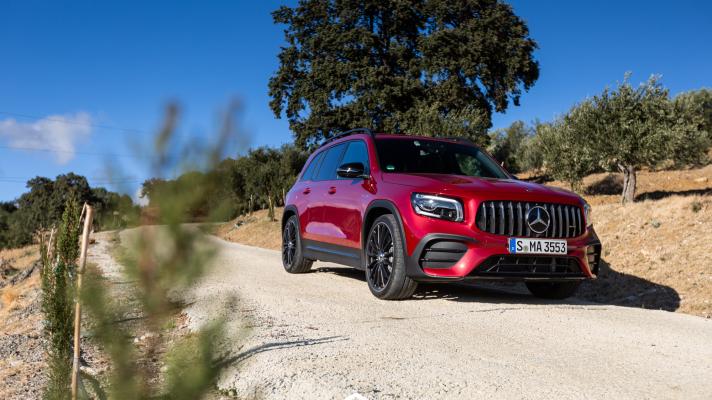 SUV o wymiarach idealnych. Mercedes GLB w pierwszym teście | autoGALERIA