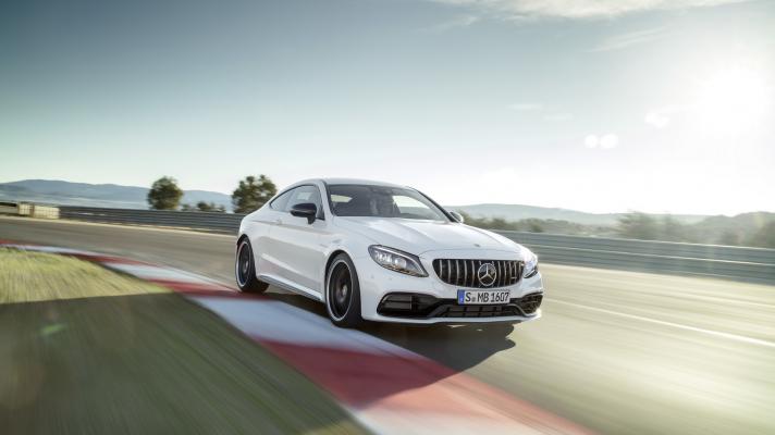Mercedes-AMG C63e - 4 cylindry, silnik M139 i dodatkowe konie z ...
