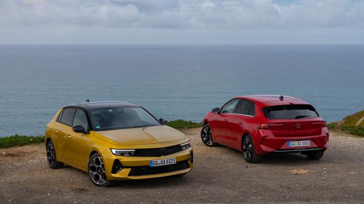 Nowa Astra nie ogląda się na Golfa i jedzie dalej. Mamy nową gwiazdę w ...