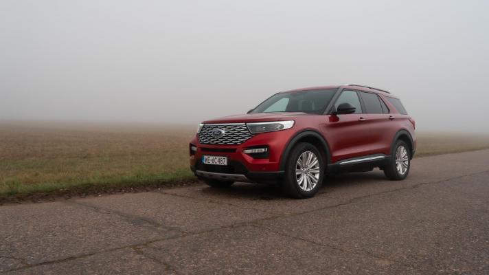 Ford Explorer Platinum Plug-In Hybrid - TEST. Auto pełne sprzeczności ...