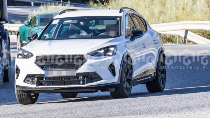 Cupra Formentor zyska nową twarz. Zobaczcie jak zmieni się ten ...