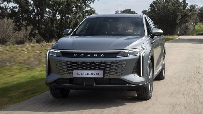 Oto Omoda 9 SHS. Kosztuje mniej od Skody Kodiaq, ma 600 KM! | autoGALERIA